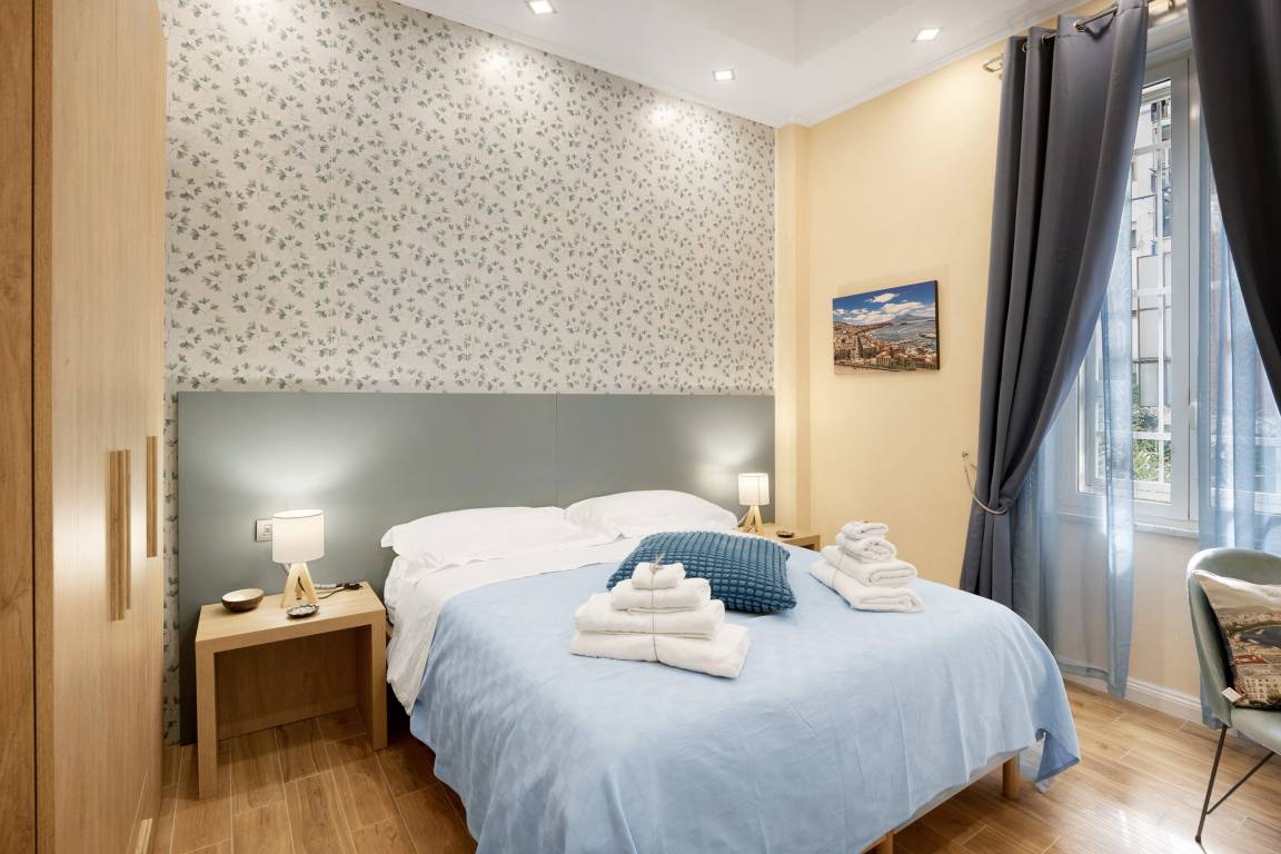 62 M² Ferienhaus ∙ 2 Schlafzimmer ∙ 4 Gäste - Neapel