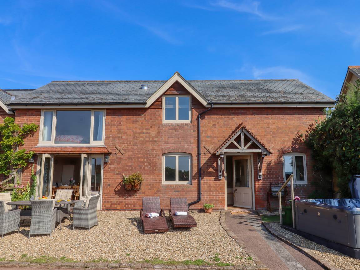 Cottage ∙ 3 Bedrooms ∙ 6 Guests - Exeter Airport (EXT)