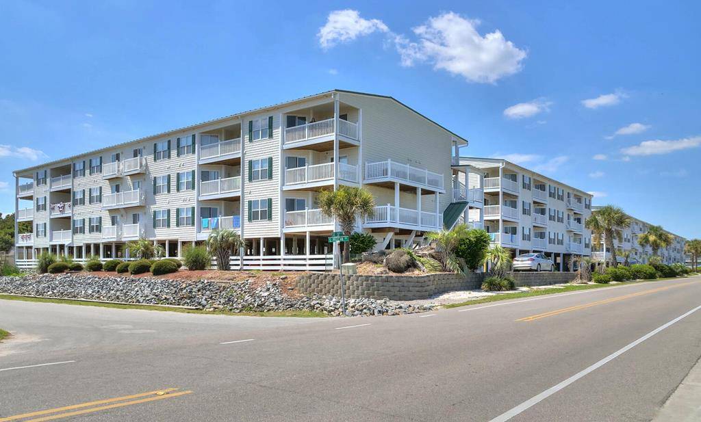 Condo ∙ 2 Bedrooms ∙ 6 Guests - Oak Island, NC