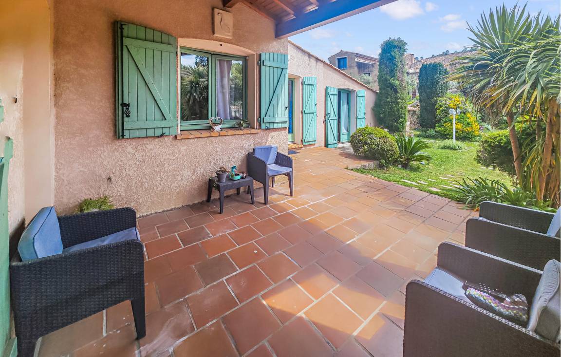 100 M² Maison De Vacances ∙ 3 Chambres ∙ 6 Personnes - Creissan