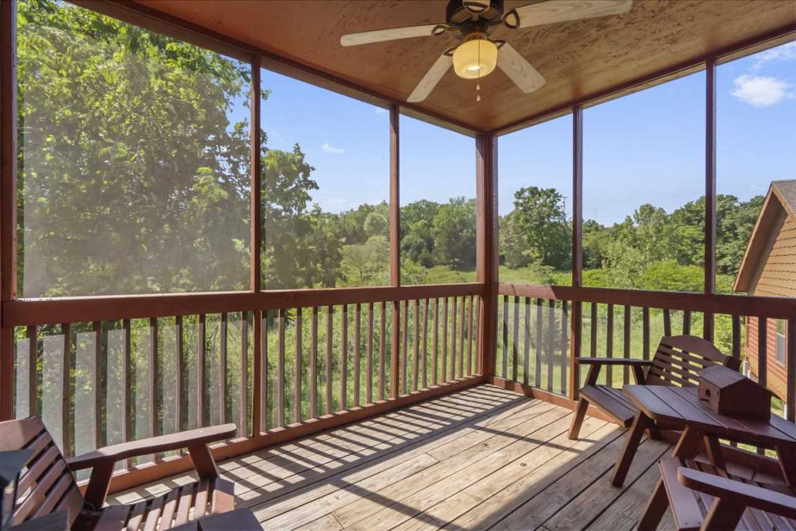 116 M² Cabin ∙ 2 Bedrooms ∙ 6 Guests - Rockaway Beach, MO