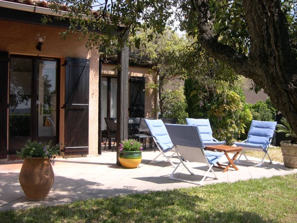 50 M² House ∙ 2 Bedrooms ∙ 5 Guests - Le Lavandou