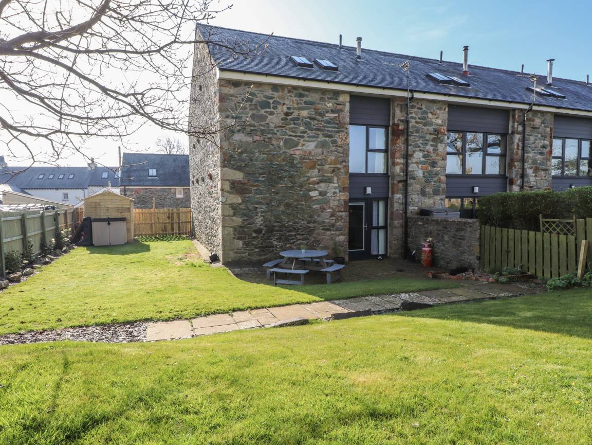 Cottage ∙ 4 Bedrooms ∙ 8 Guests - Anglesey