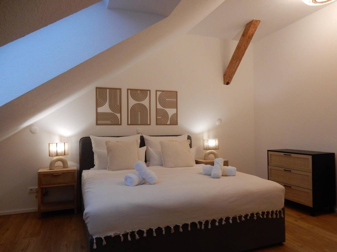 84 M² Ferienwohnung ∙ 1 Schlafzimmer ∙ 4 Gäste - Bad Kreuznach