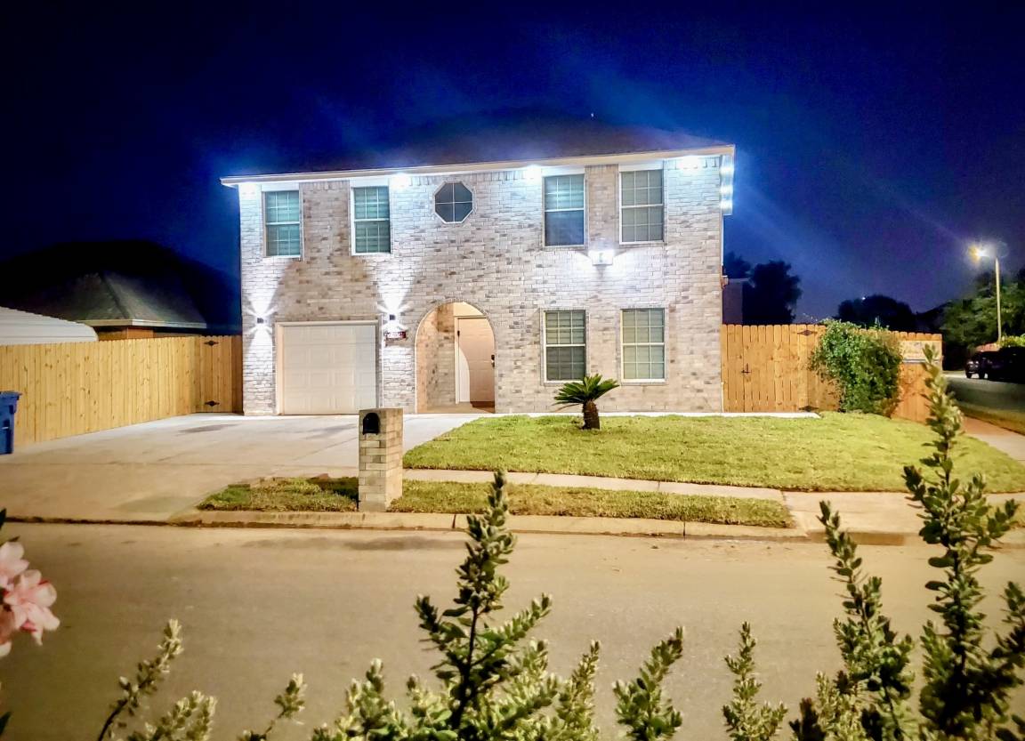 143 M² House ∙ 3 Bedrooms ∙ 8 Guests - Brownsville, TX