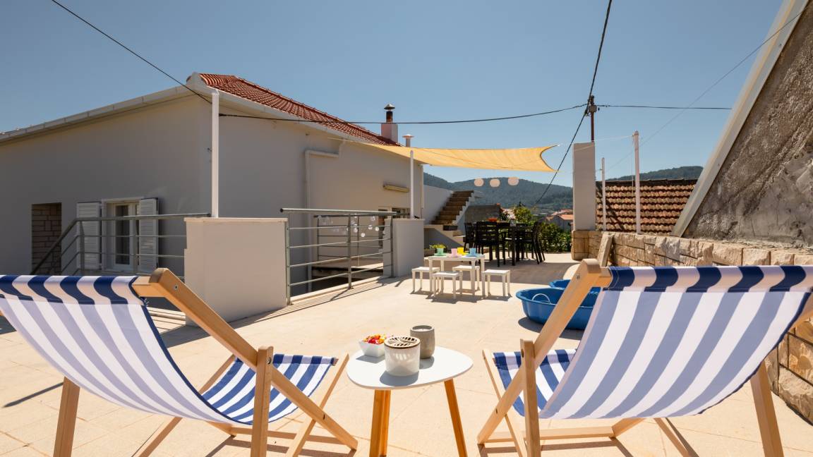 120 M² Villa ∙ 3 Schlafzimmer ∙ 6 Gäste - Vela Luka