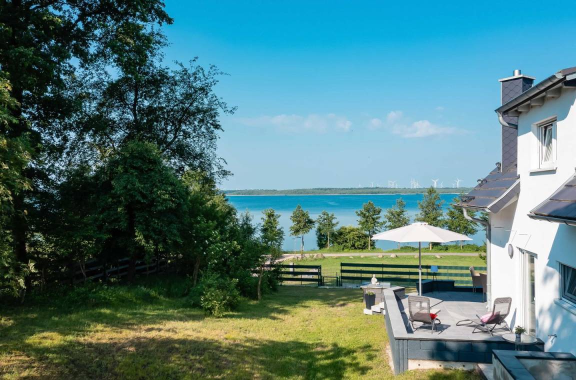 85 M² Ferienhaus ∙ 2 Schlafzimmer ∙ 3 Gäste - Alt Schwerin