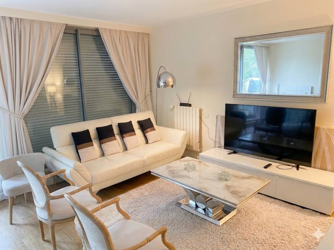 88 M² Appartement ∙ 2 Chambres ∙ 4 Personnes - Neuilly-sur-Seine