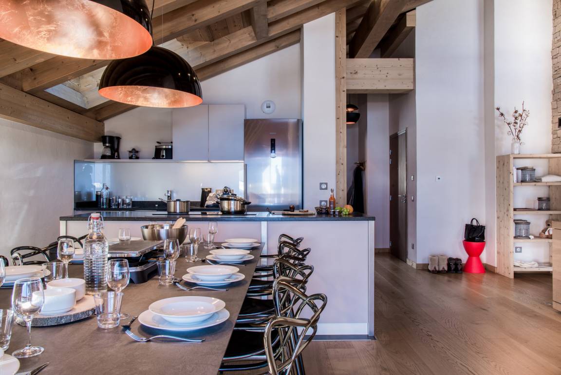 125 M² Appartement ∙ 5 Slaapkamers ∙ 12 Gasten - Ugine