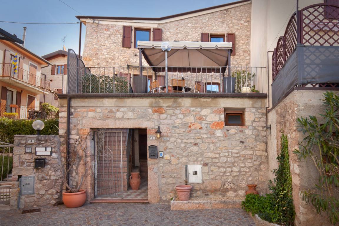 70 M² Ferienwohnung ∙ 2 Schlafzimmer ∙ 4 Gäste - Torri del Benaco