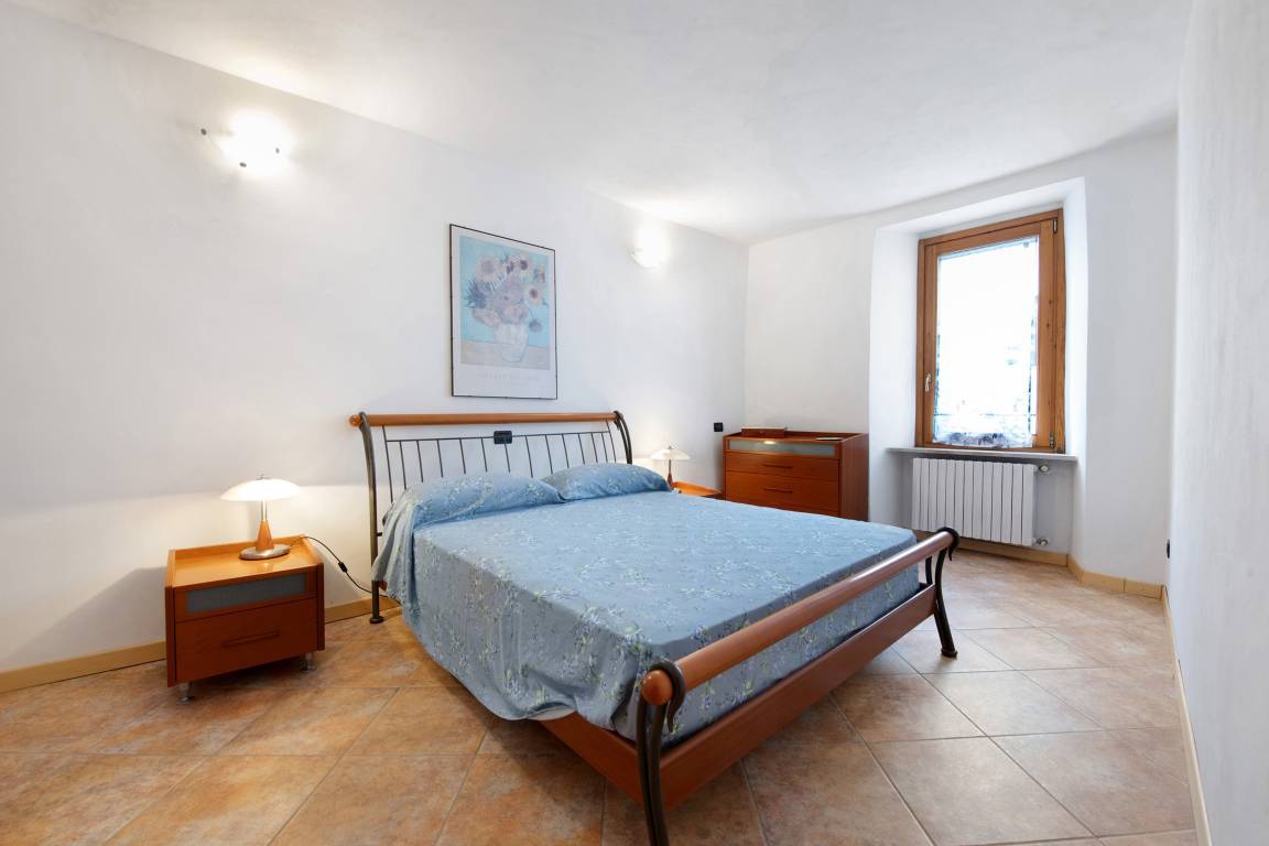 70 M² Appartamento Vacanza ∙ 2 Camere Da Letto ∙ 4 Ospiti - Lovere
