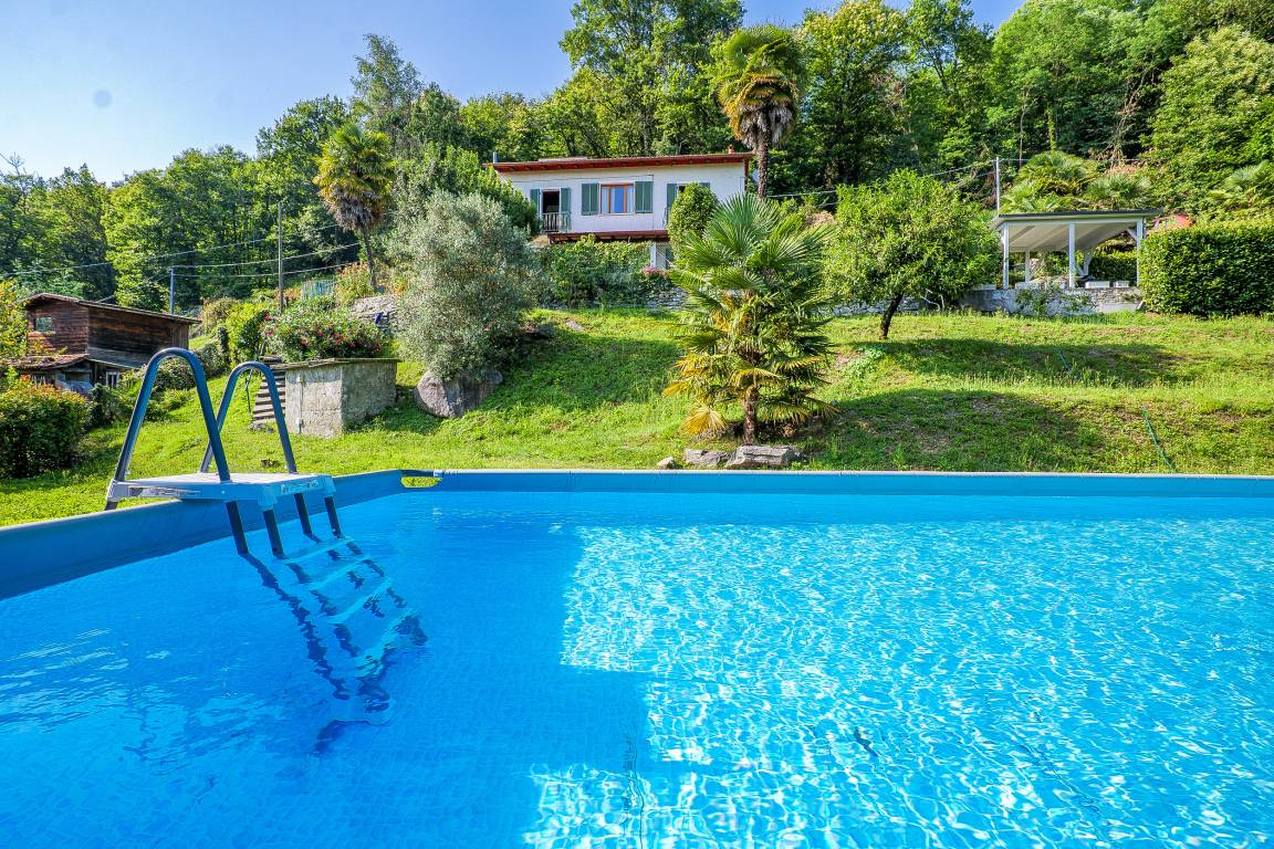80 M² Huis ∙ 2 Slaapkamers ∙ 6 Gasten - Cannobio