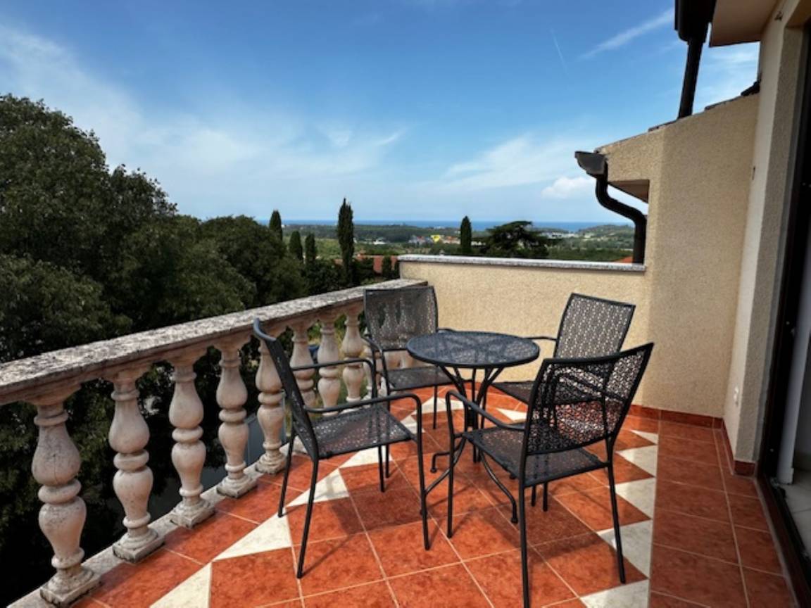 100 M² Apartment ∙ 2 Bedrooms ∙ 6 Guests - Poreč