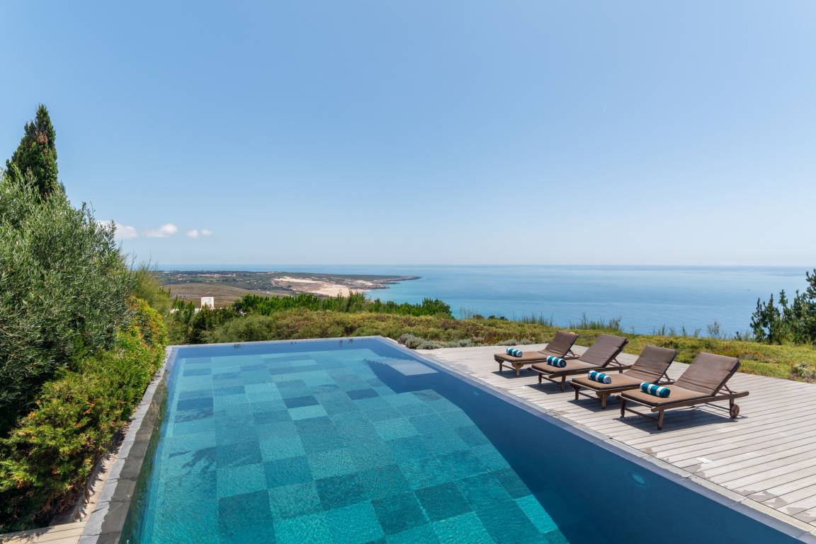 480 M² House ∙ 4 Bedrooms ∙ 10 Guests - Sintra