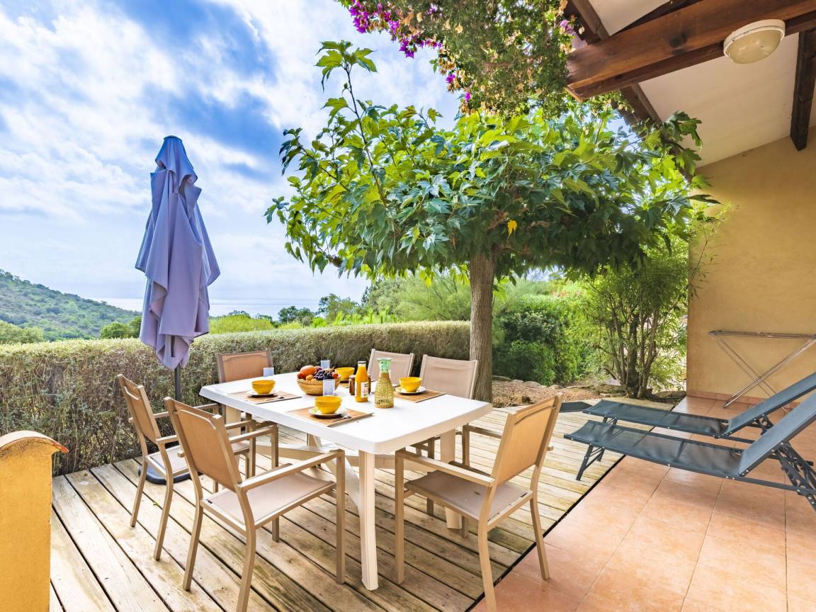 68 M² Hus ∙ 2 Sovrum ∙ 6 Gäster - Bonifacio