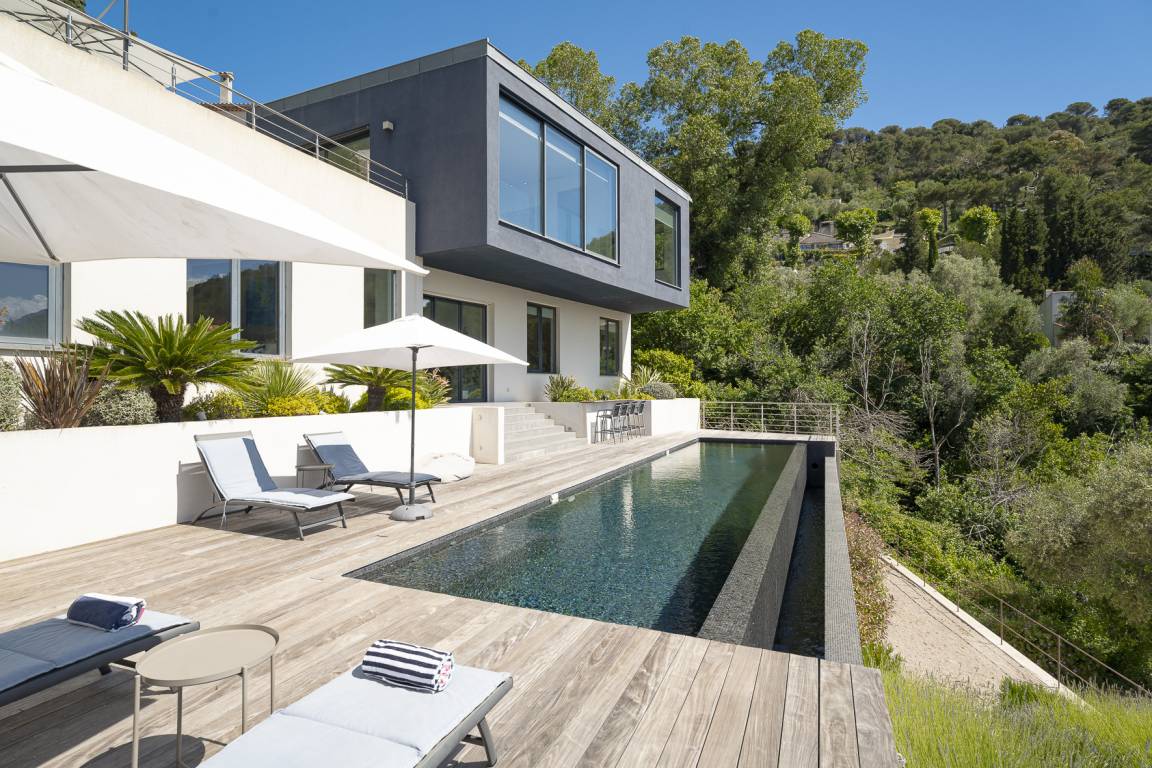 290 M² Villa ∙ 5 Bedrooms ∙ 10 Guests - Villefranche-sur-Mer