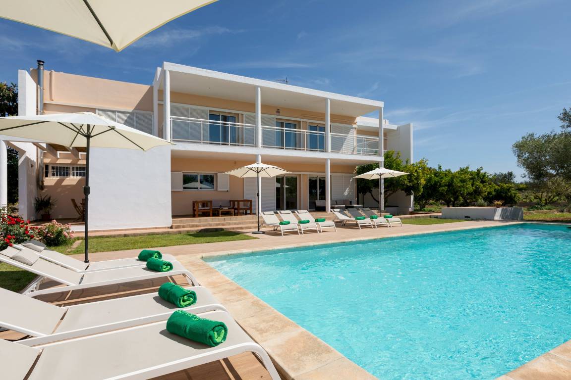 350 M² Villa ∙ 5 Habitaciones ∙ 10 Huéspedes - Santa Eulalia del Río