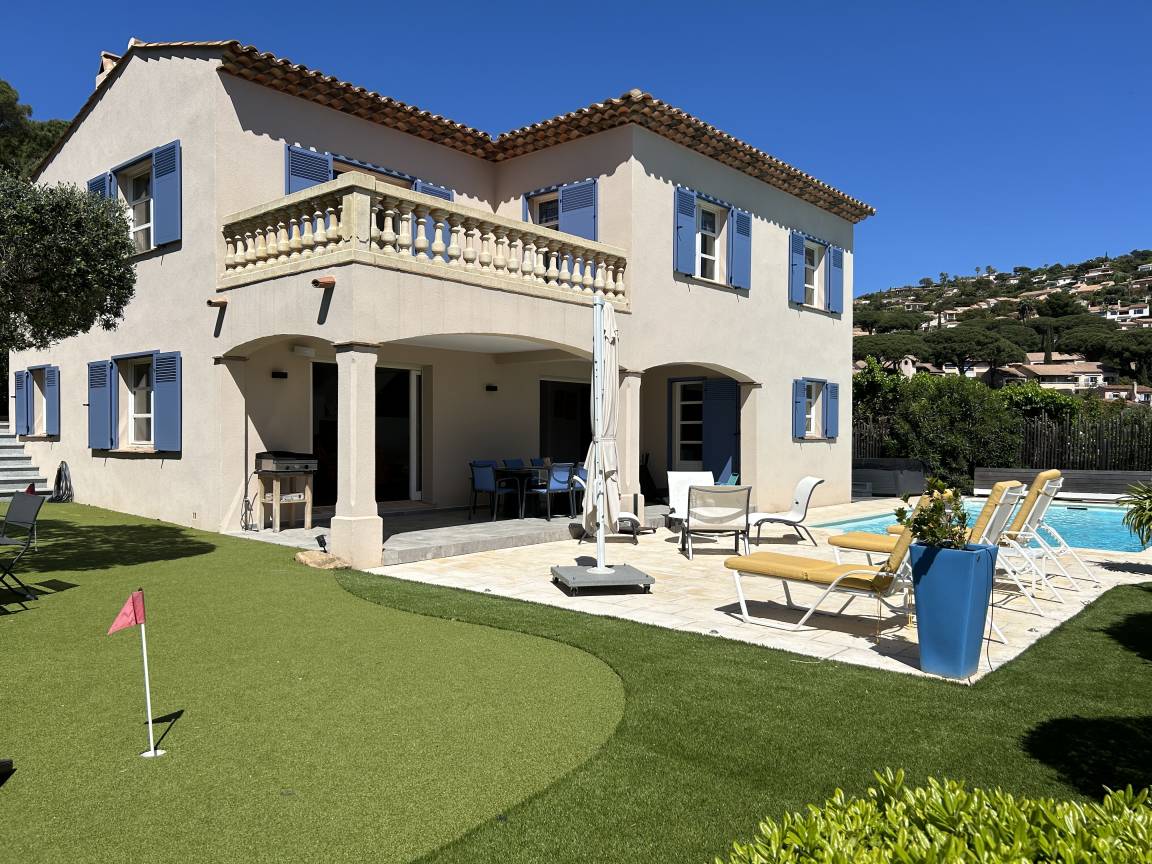 180 M² Villa ∙ 4 Bedrooms ∙ 8 Guests - Saint-Tropez