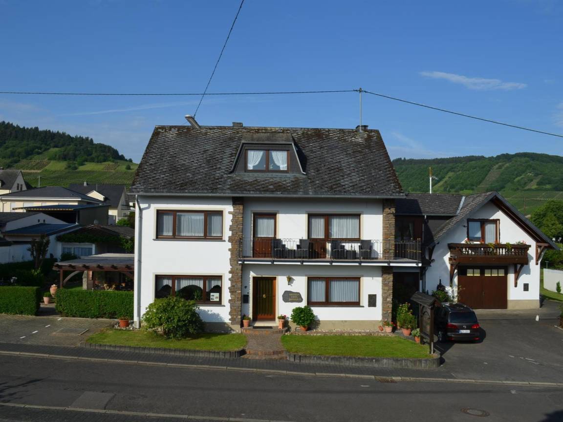 52 M² Ferienwohnung ∙ 2 Schlafzimmer ∙ 4 Gäste - Leiwen