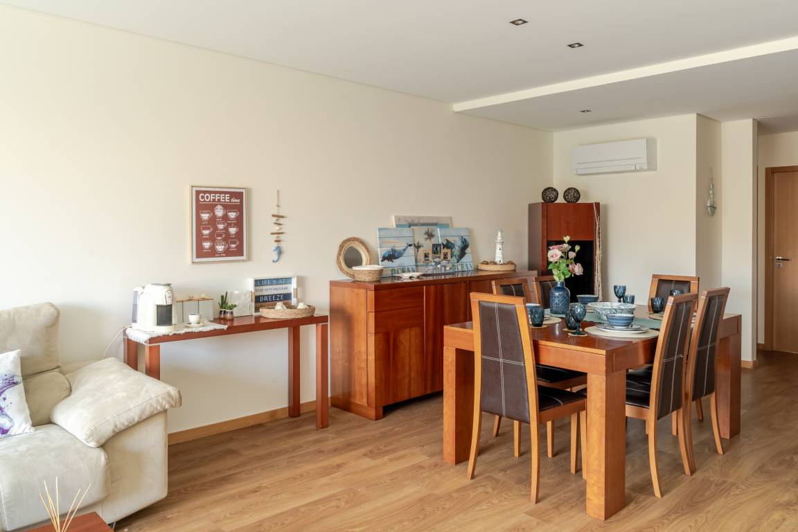 95 M² Ferienwohnung ∙ 2 Schlafzimmer ∙ 4 Gäste - Apúlia