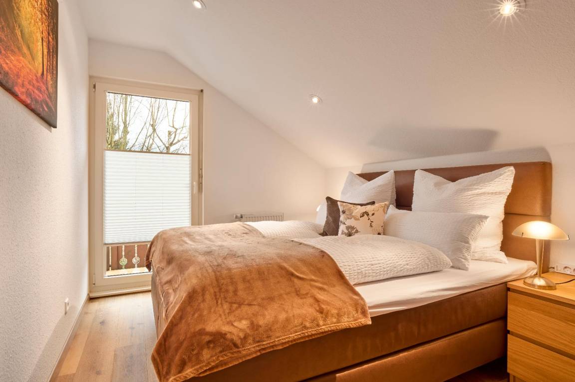 138 M² Ferienhaus ∙ 3 Schlafzimmer ∙ 7 Gäste - Bodenmais