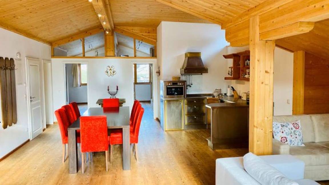 120 M² Apartment ∙ 3 Bedrooms ∙ 8 Guests - Lech