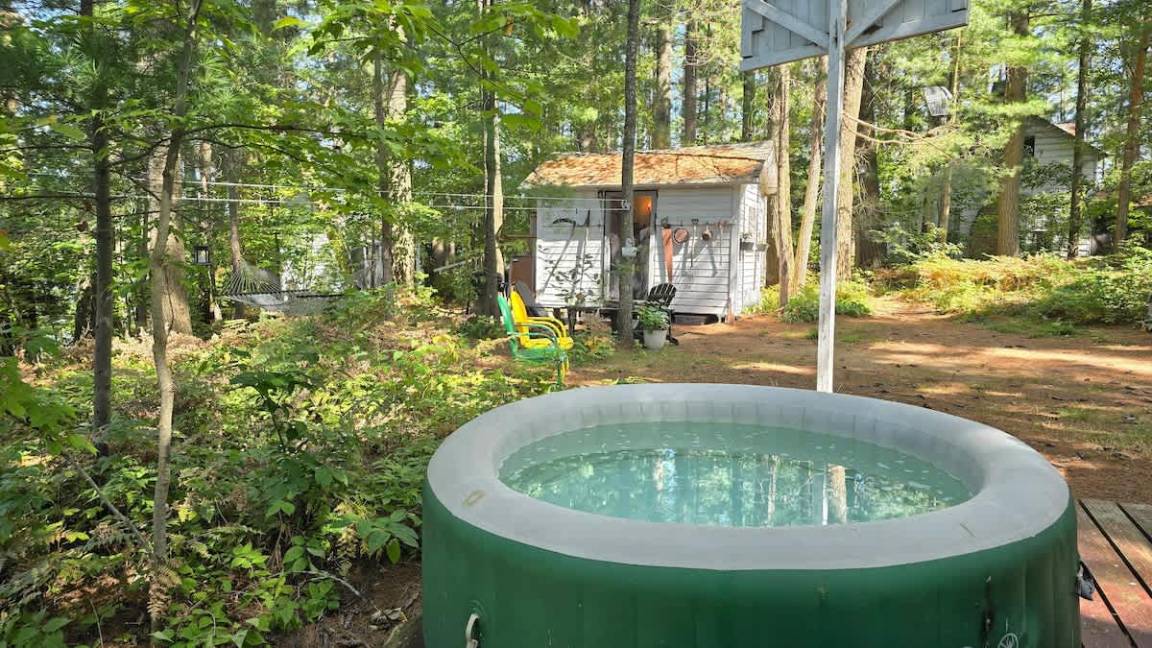 Bungalow ∙ 1 Bedroom ∙ 2 Guests - Chase Lake, Glenfield
