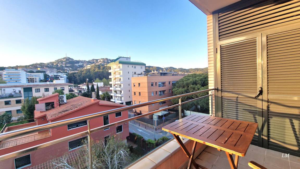 65 M² Huoneisto ∙ 2 Makuuhuonetta ∙ 6 Vierasta - Tossa de Mar