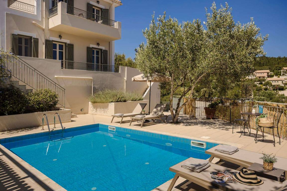 Villa ∙ 2 Bedrooms ∙ 4 Guests - Fiskardo