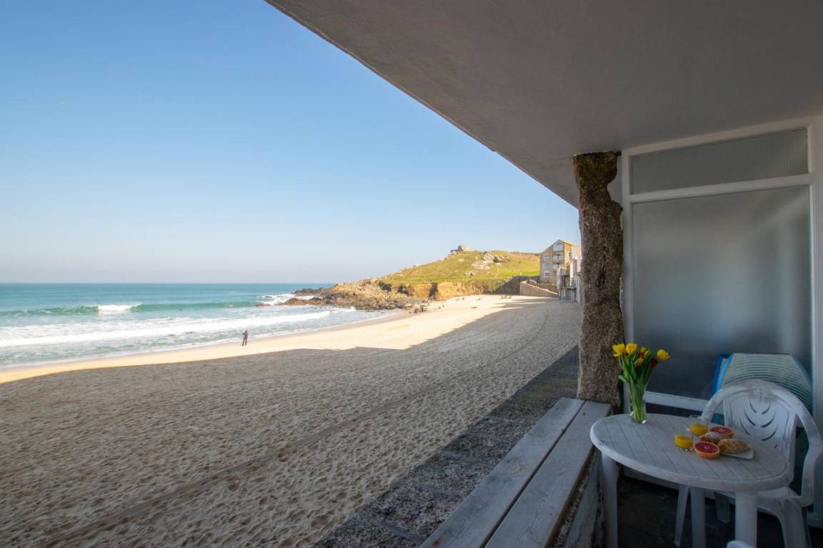 Apartment ∙ 3 Bedrooms ∙ 6 Guests - St Ives