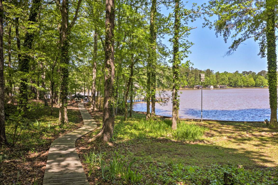 157 M² House ∙ 3 Bedrooms ∙ 6 Guests - Lake Sinclair, GA