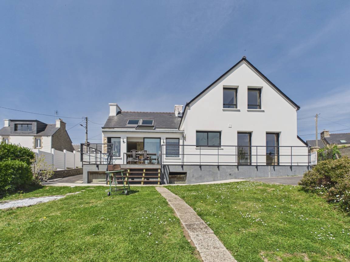 150 M² Maison De Vacances ∙ 4 Chambres ∙ 8 Personnes - Landéda