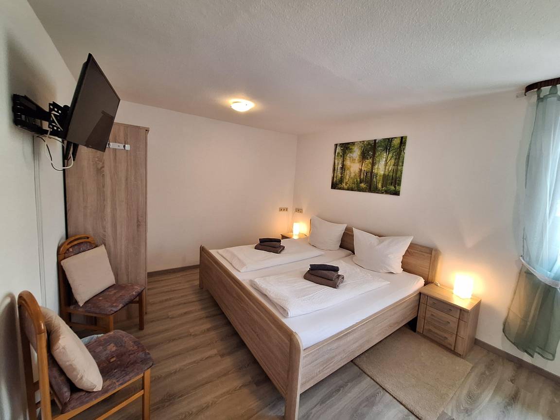 20 M² Hotel ∙ 1 Schlafzimmer ∙ 2 Gäste - Polch
