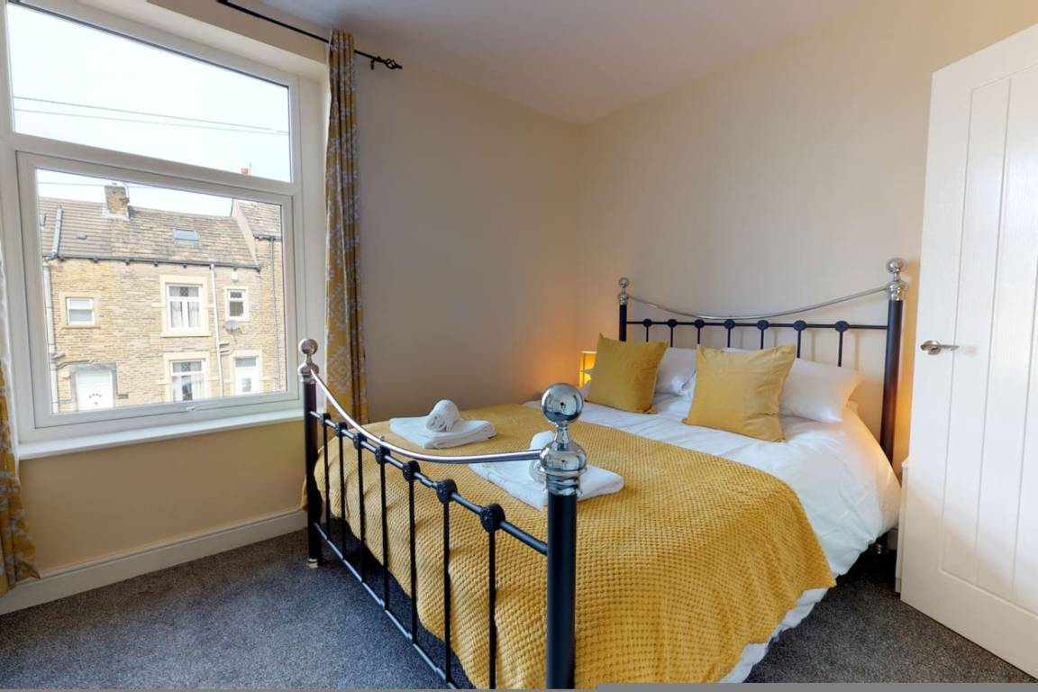 Appartement ∙ 5 Personnes - Bradford