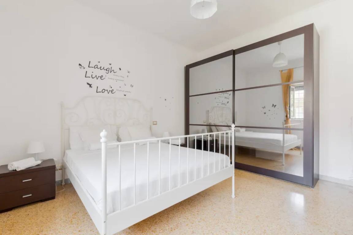 63 M² House ∙ 1 Bedroom ∙ 5 Guests - Rome