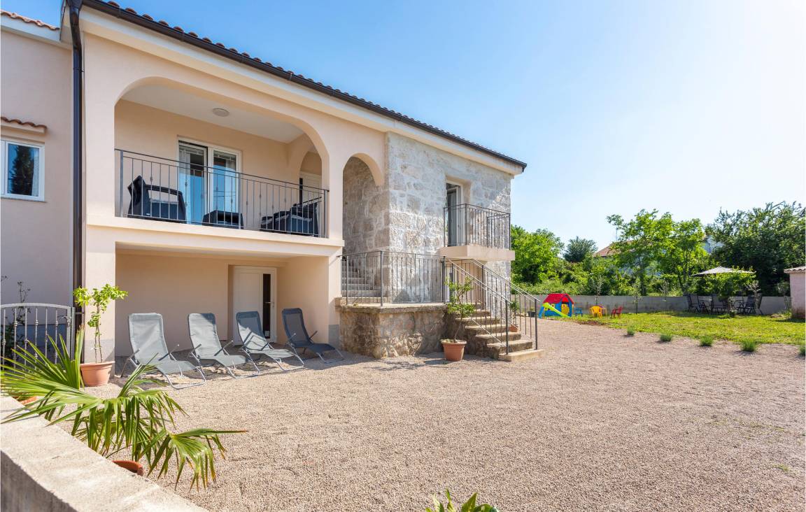 80 M² Ferienhaus ∙ 3 Schlafzimmer ∙ 5 Gäste - Vrbnik