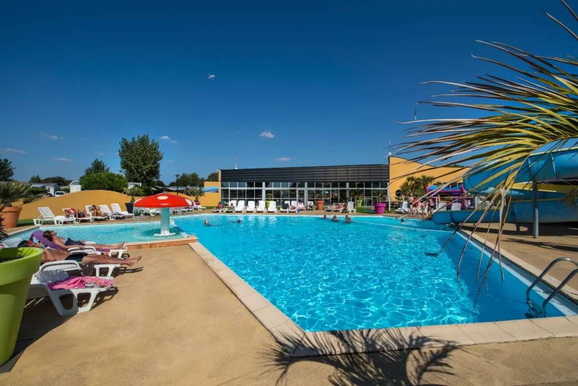 40 M² Mobil-home ∙ 4 Chambres ∙ 8 Personnes - Les Sables-d'Olonne