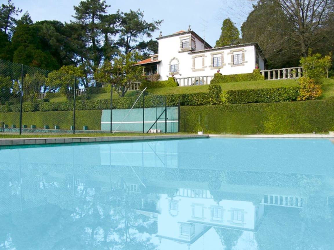 Vivenda ∙ 6 Quartos ∙ 12 Hóspedes - Barcelos