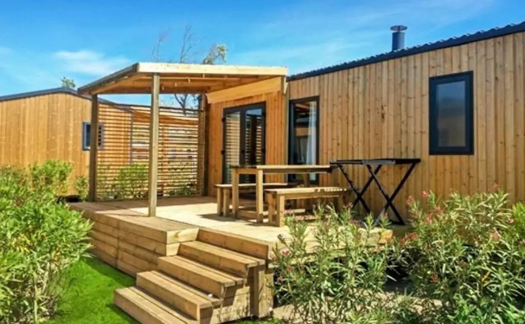 32 M² Mobil-home ∙ 3 Chambres ∙ 6 Personnes - Vitrac