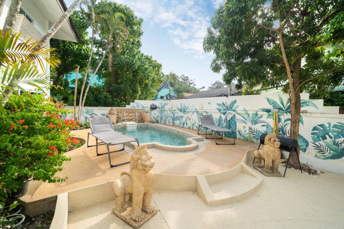 250 M² Villa ∙ 3 Bedrooms ∙ 6 Guests - Patong Beach