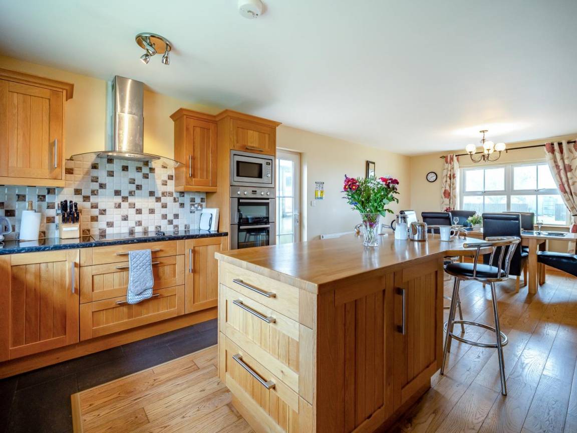 Cottage ∙ 4 Bedrooms ∙ 8 Guests - Ireland
