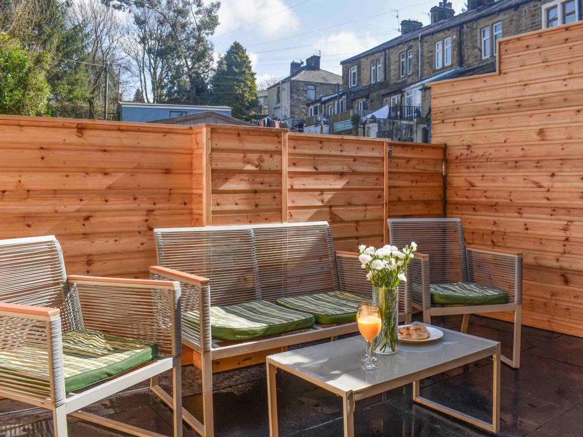 Cottage ∙ 3 Bedrooms ∙ 6 Guests - Burnley