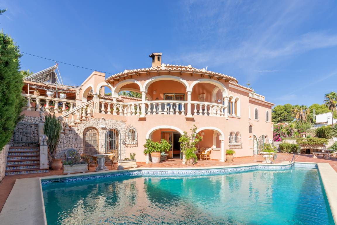 450 M² Villa ∙ 8 Habitaciones ∙ 20 Huéspedes - Calpe