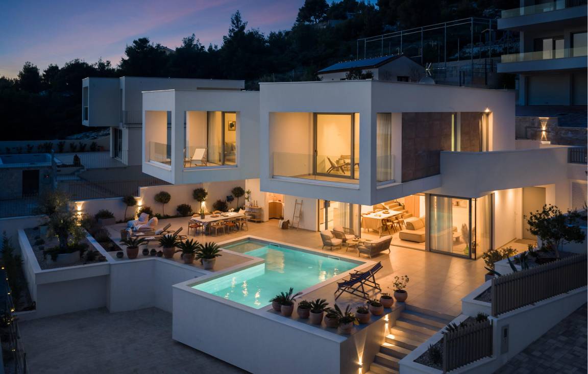 200 M² Hus ∙ 4 Sovrum ∙ 8 Gäster - Šibenik