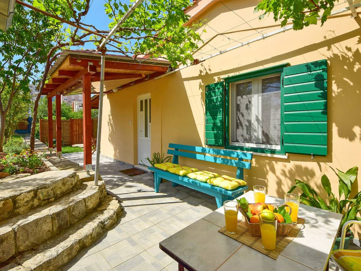 24 M² House ∙ 1 Bedroom ∙ 4 Guests - Split