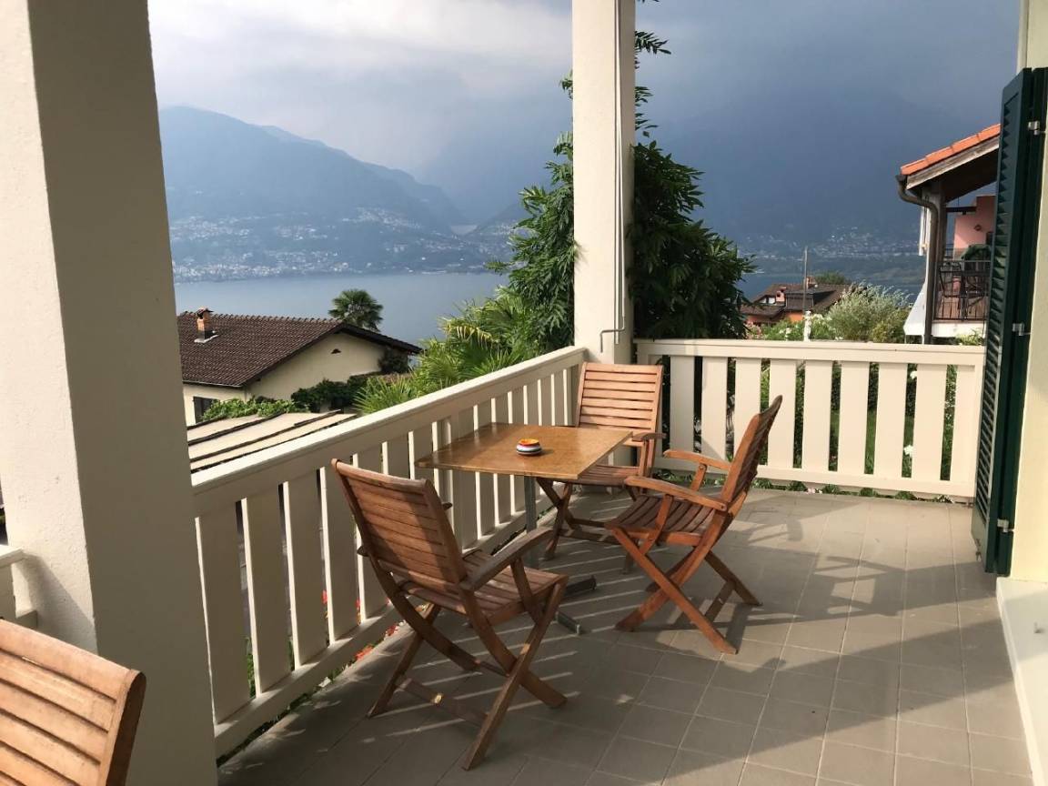 145 M² Ferienhaus ∙ 3 Schlafzimmer ∙ 8 Gäste - Locarno