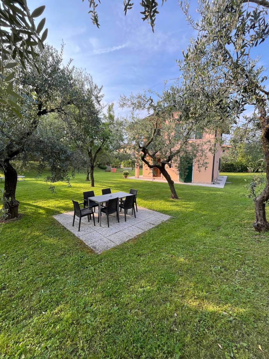 140 M² Casa ∙ 3 Habitaciones ∙ 8 Huéspedes - Garda