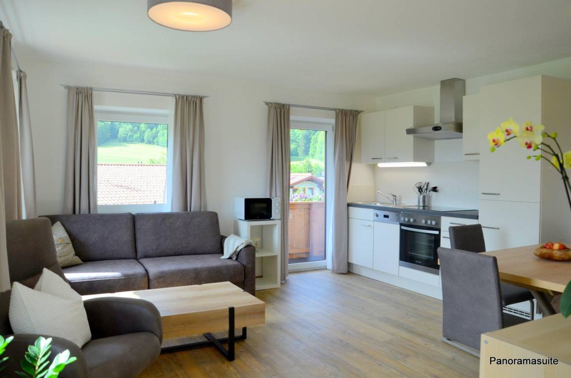 56 M² Ferienwohnung ∙ 2 Schlafzimmer ∙ 6 Gäste - Walchsee