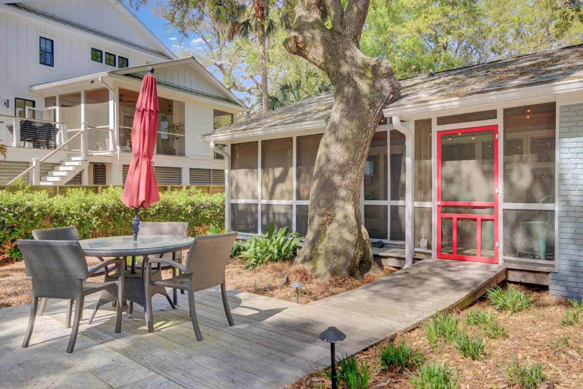 192 M² House ∙ 4 Bedrooms ∙ 10 Guests - Sullivan's Island, SC