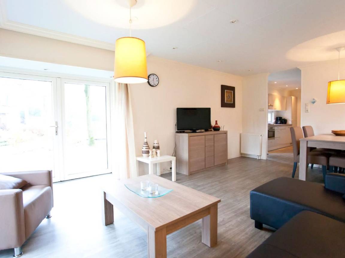 50 M² Huis ∙ 1 Slaapkamer ∙ 4 Gasten - Oosterbeek